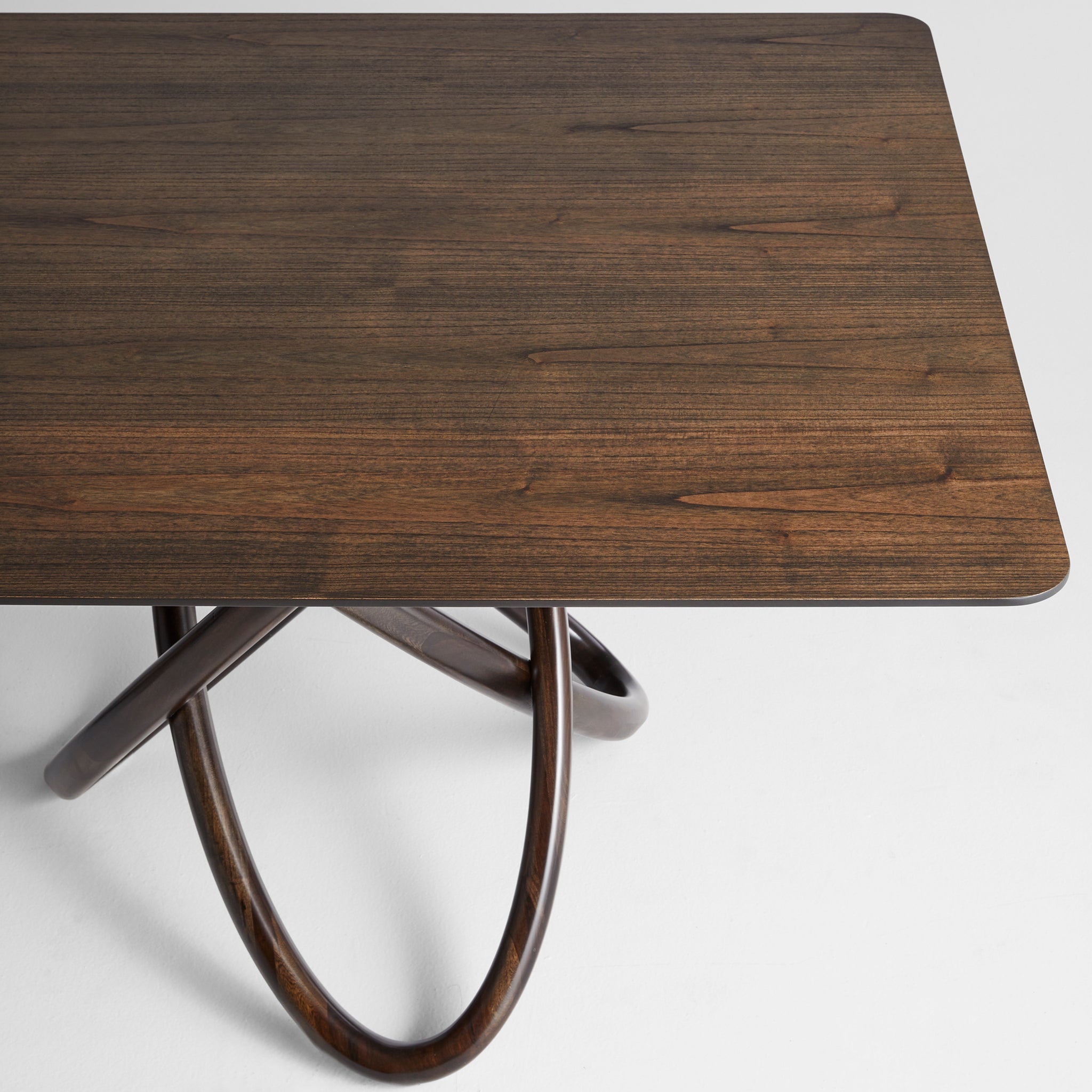 Elo Dining Table | Natural | Dark Brown - Cyan Design