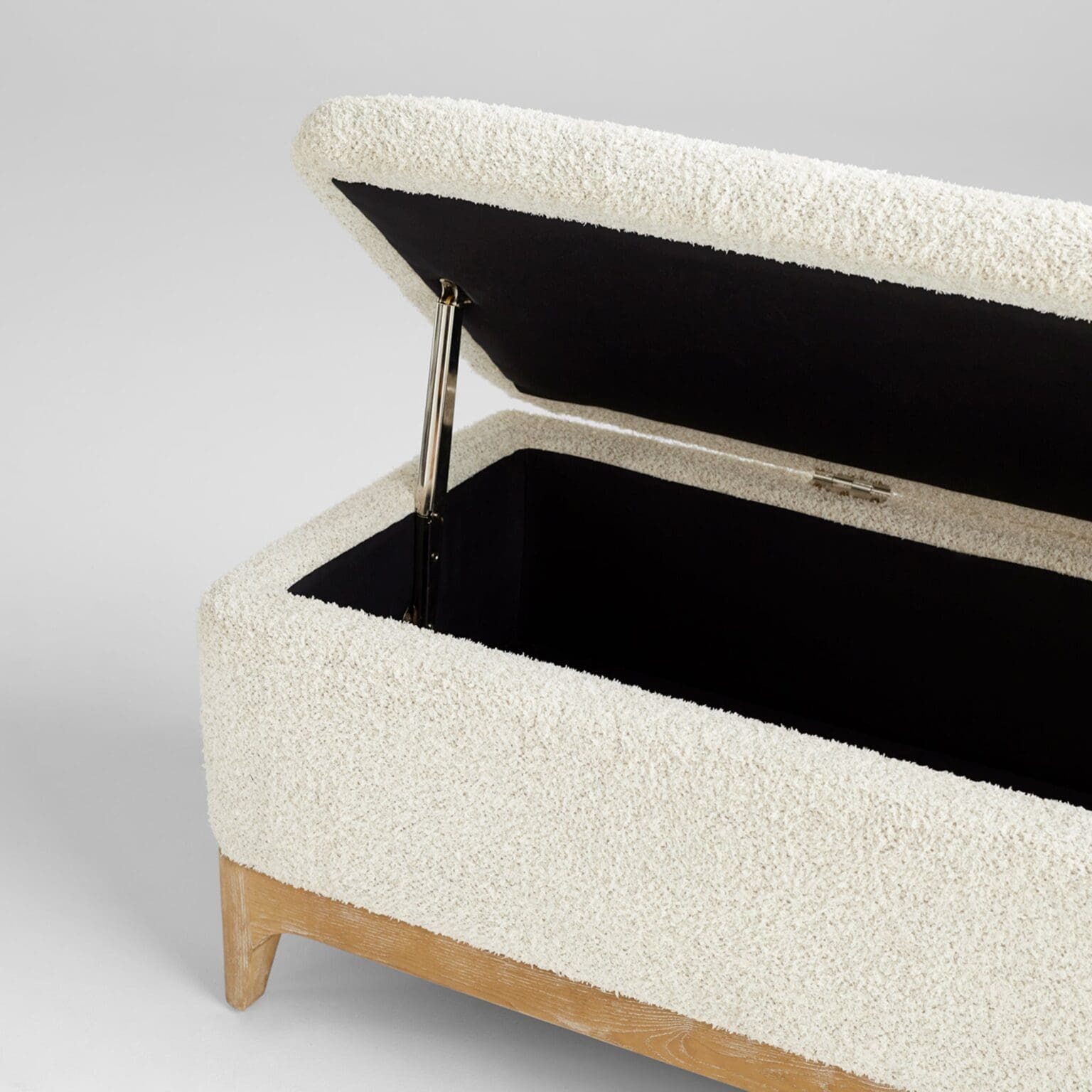 Diascia Bench | White – Cream - Cyan Design