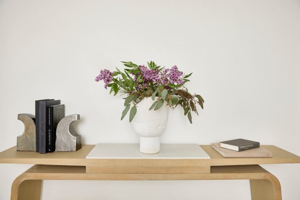 Astreae Pedestal Bowl | White – Large - Cyan Design